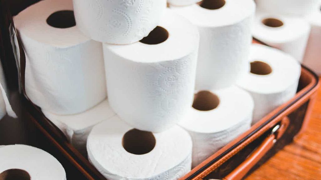 Scam victim ends up with a briefcase full of toilet paper - Greg's Corner